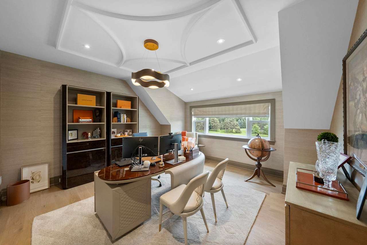 An Extraordinary Custom-Built Estate | Barry Cohen Homes