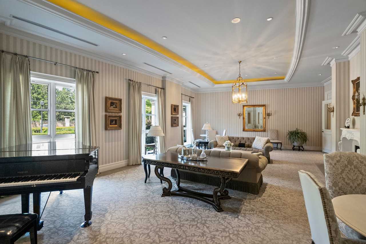 Exclusive Residence - One Post Road | Barry Cohen Homes