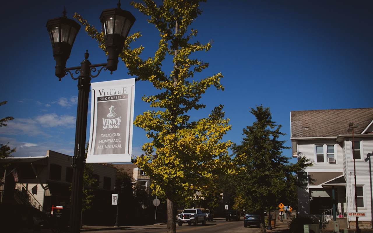 Brookfield | Neighborhood Guide