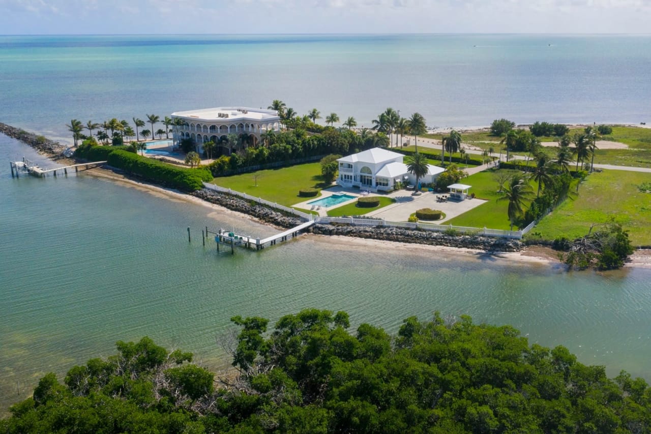 4 Things to Know Before Purchasing a Waterfront Florida Keys Home ...