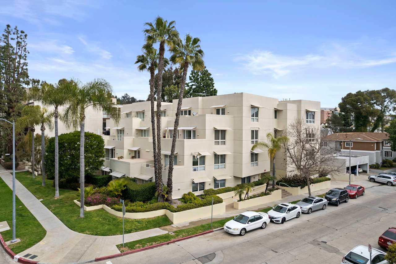 Kwon Home Group | Premier Luxury Orange County Real Estate Group