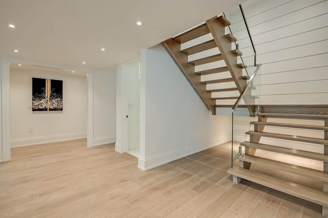 2096 Seabrook Drive | Oakville, ON L6L 2T9 | Goodale Miller Team