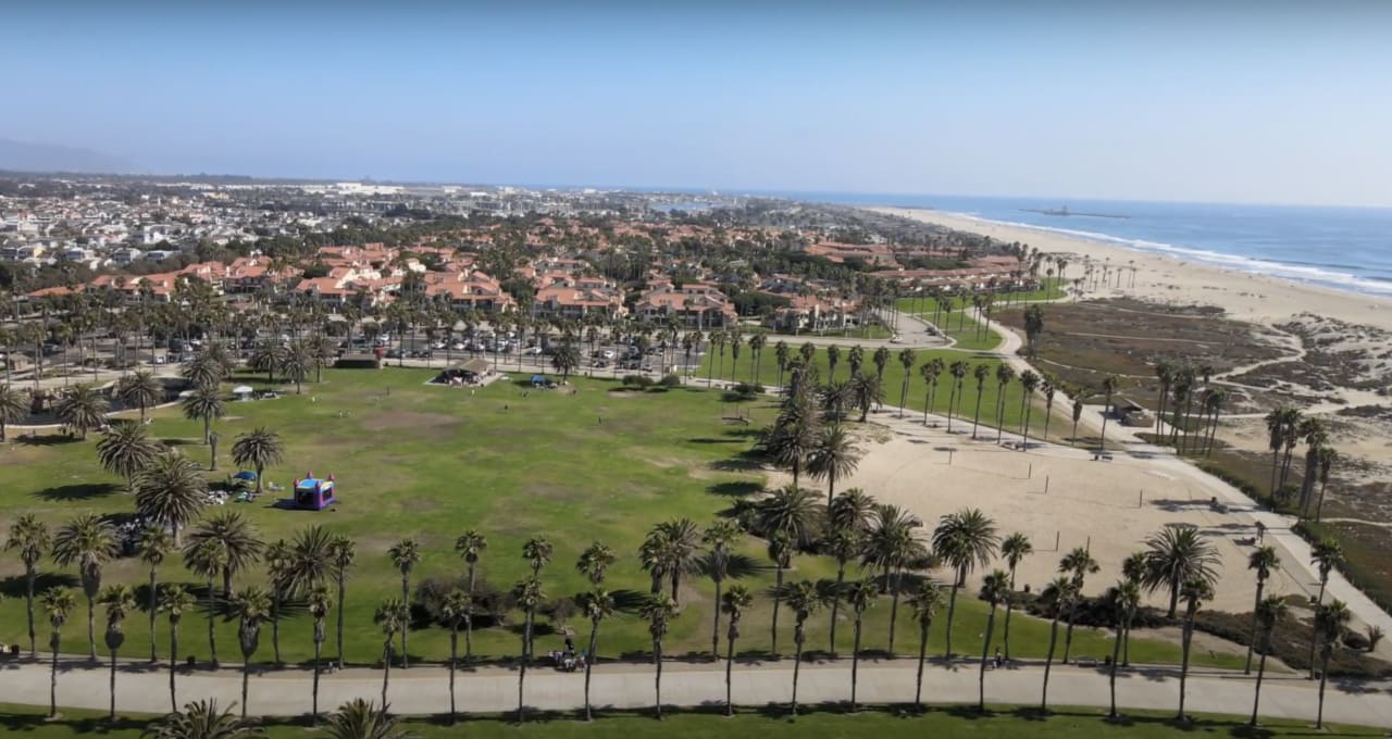 Oxnard Neighborhoods | Ann Howarth