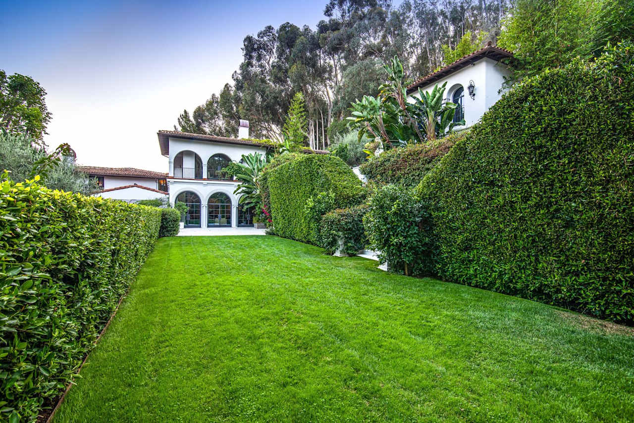 609 E Channel Road
