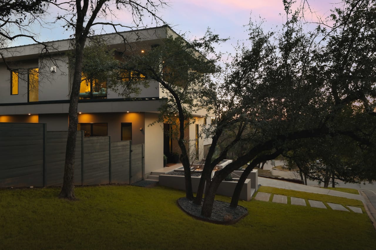 503 Inwood Rd | Leslie Gossett