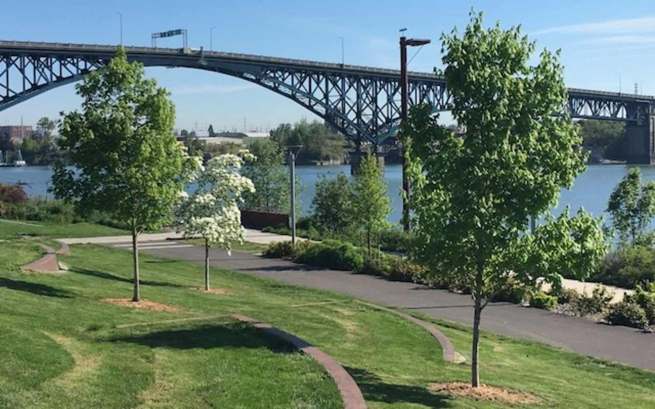 Top Oregon Real Estate Agent | Laurie Bornstein