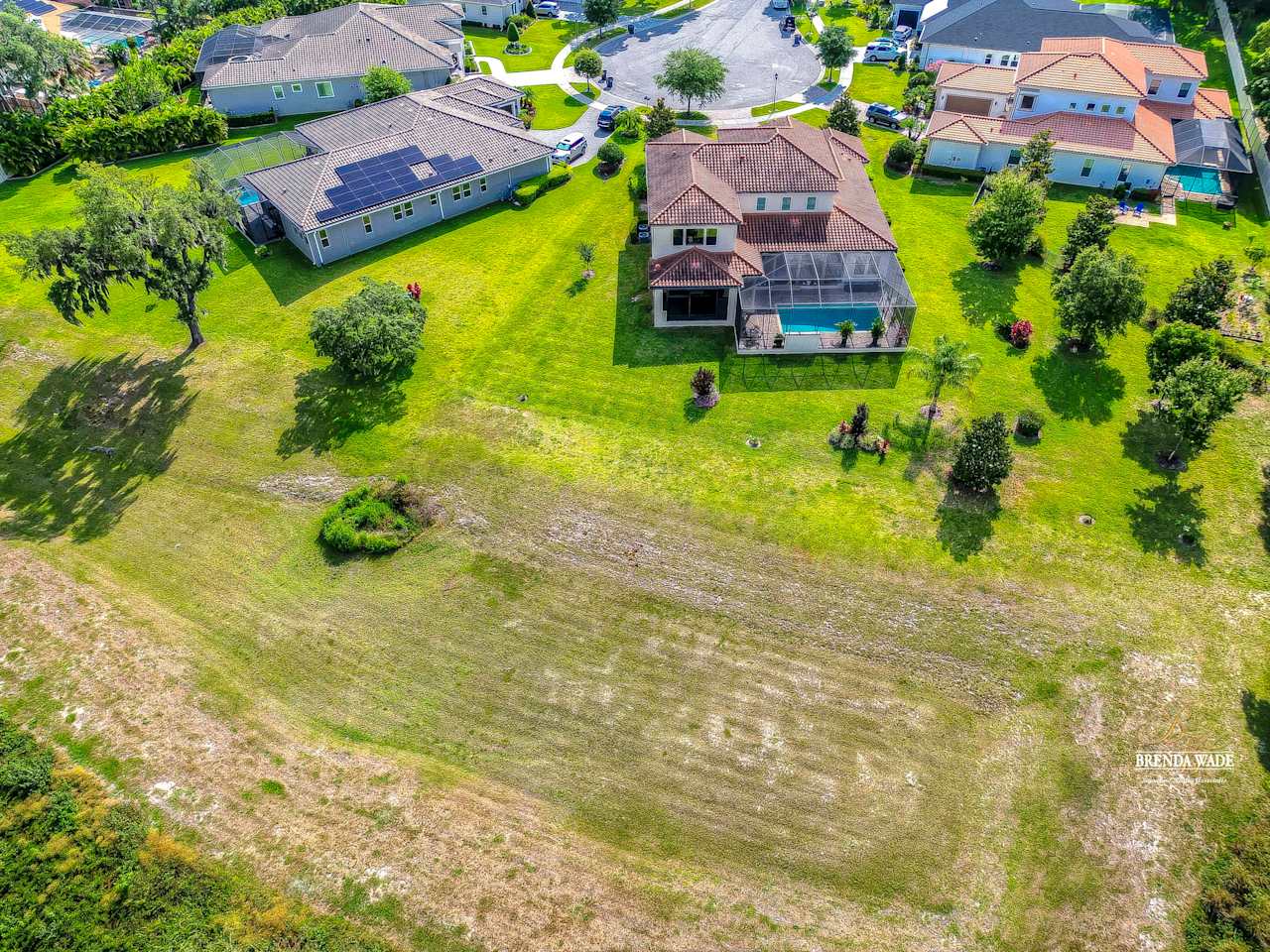 PRICE REDUCED! | 122 BROOKOVER LN