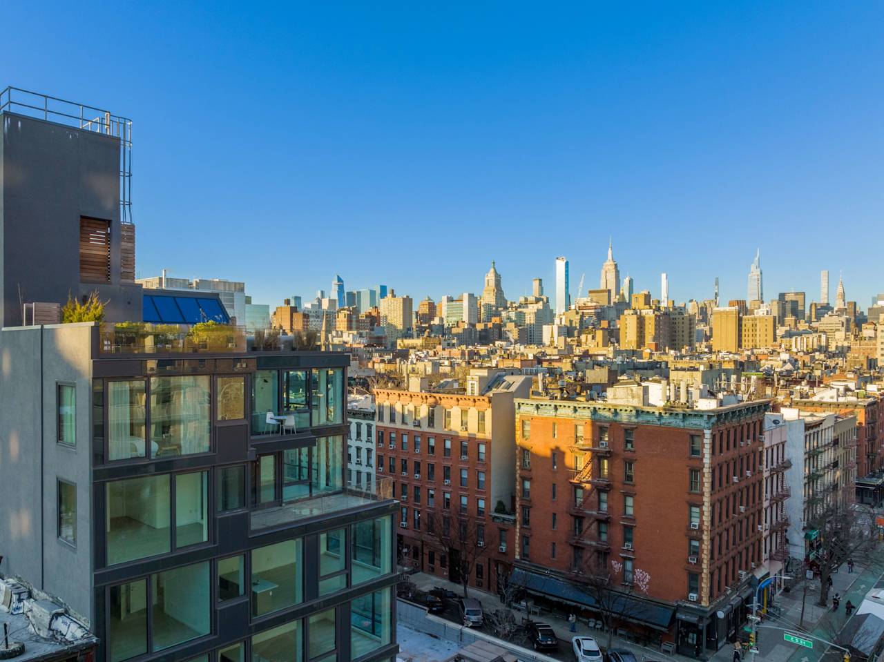 SERHANT. Real Estate