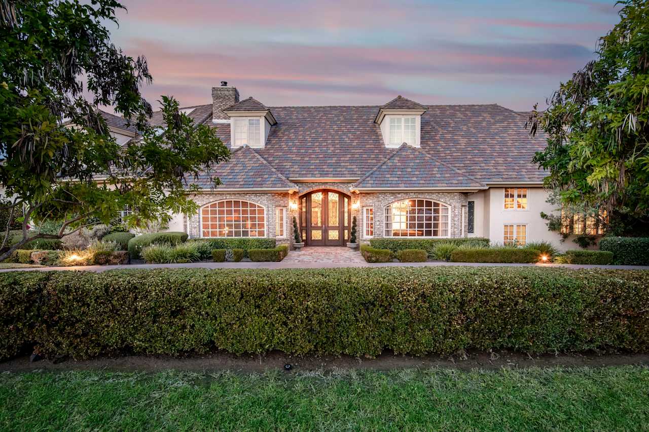 THE ICONIC FAIRBANKS RANCH LIFESTYLE - Brizolis | Janzen & Associates