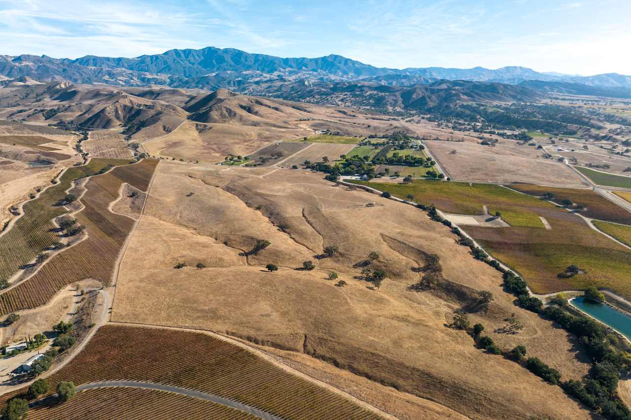 105+/- Magical Acres in Happy Canyon