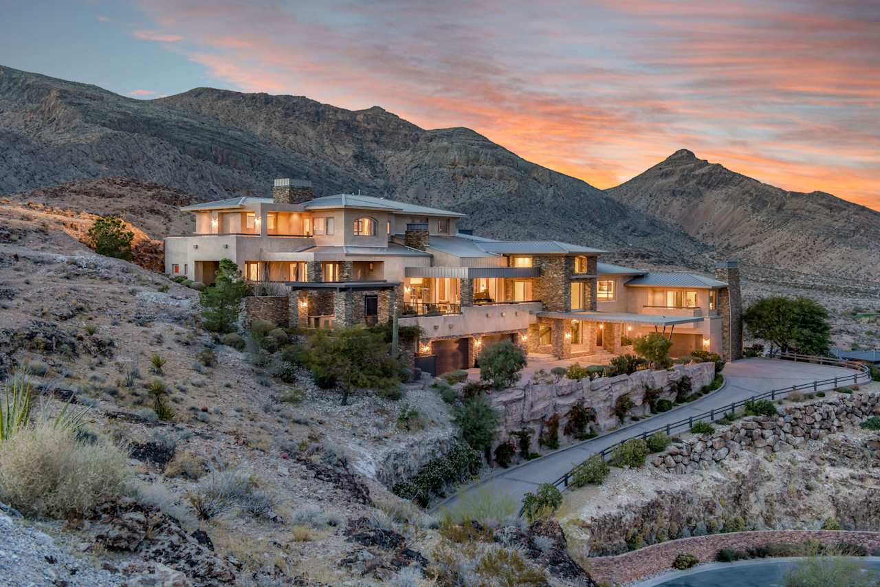 Gavin Ernstone | Las Vegas Luxury Real Estate Expert