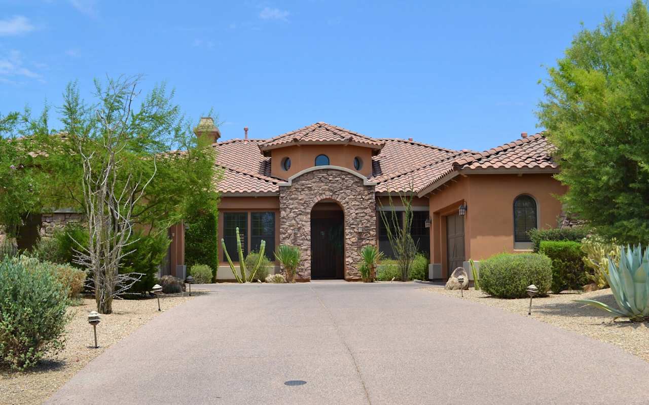 Living in Phoenix AZ | Gregory Corbett Real Estate Agent