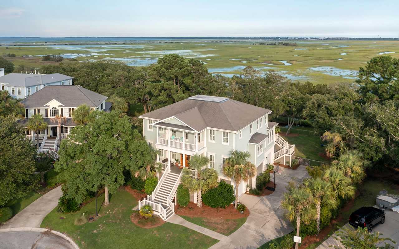 Decoding Relationship Between Home Age and Market Value | Blog ...