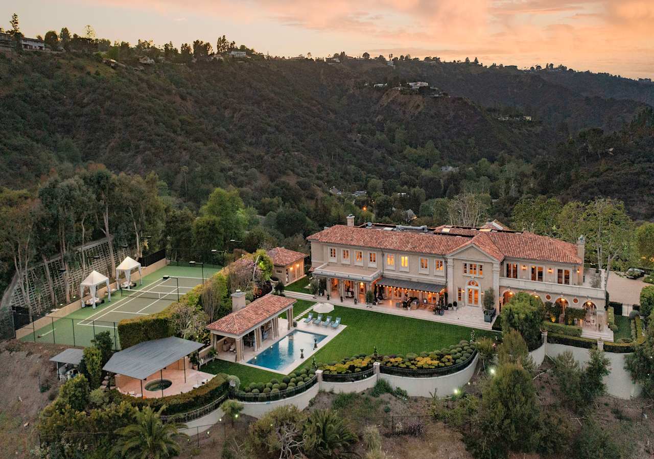 Exclusive Listings | Carolwood | Beverly Hills Real Estate Agents