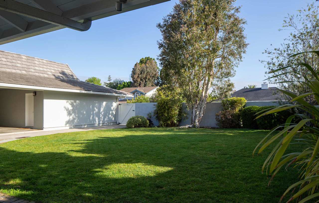 VALIA Properties | Corona Del Mar Luxury Real Estate