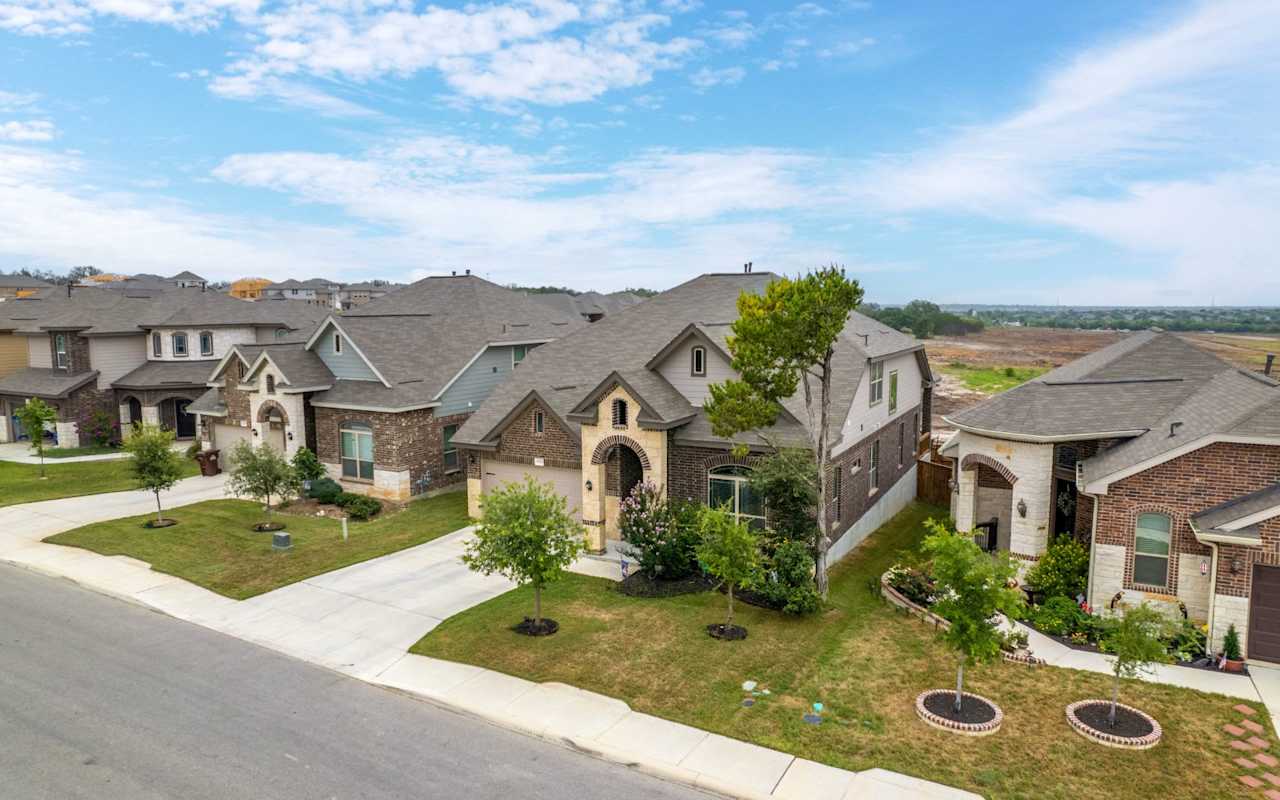 Discover Places to Live in Texas | TLC Realty TX