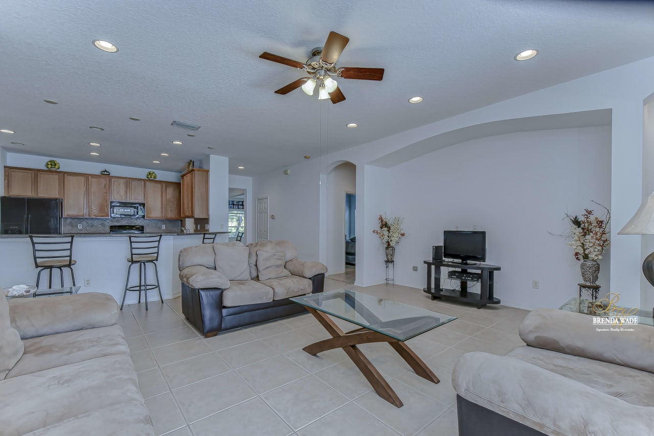 PRICE REDUCED | 1734 MIRA LAGO CIRCLE