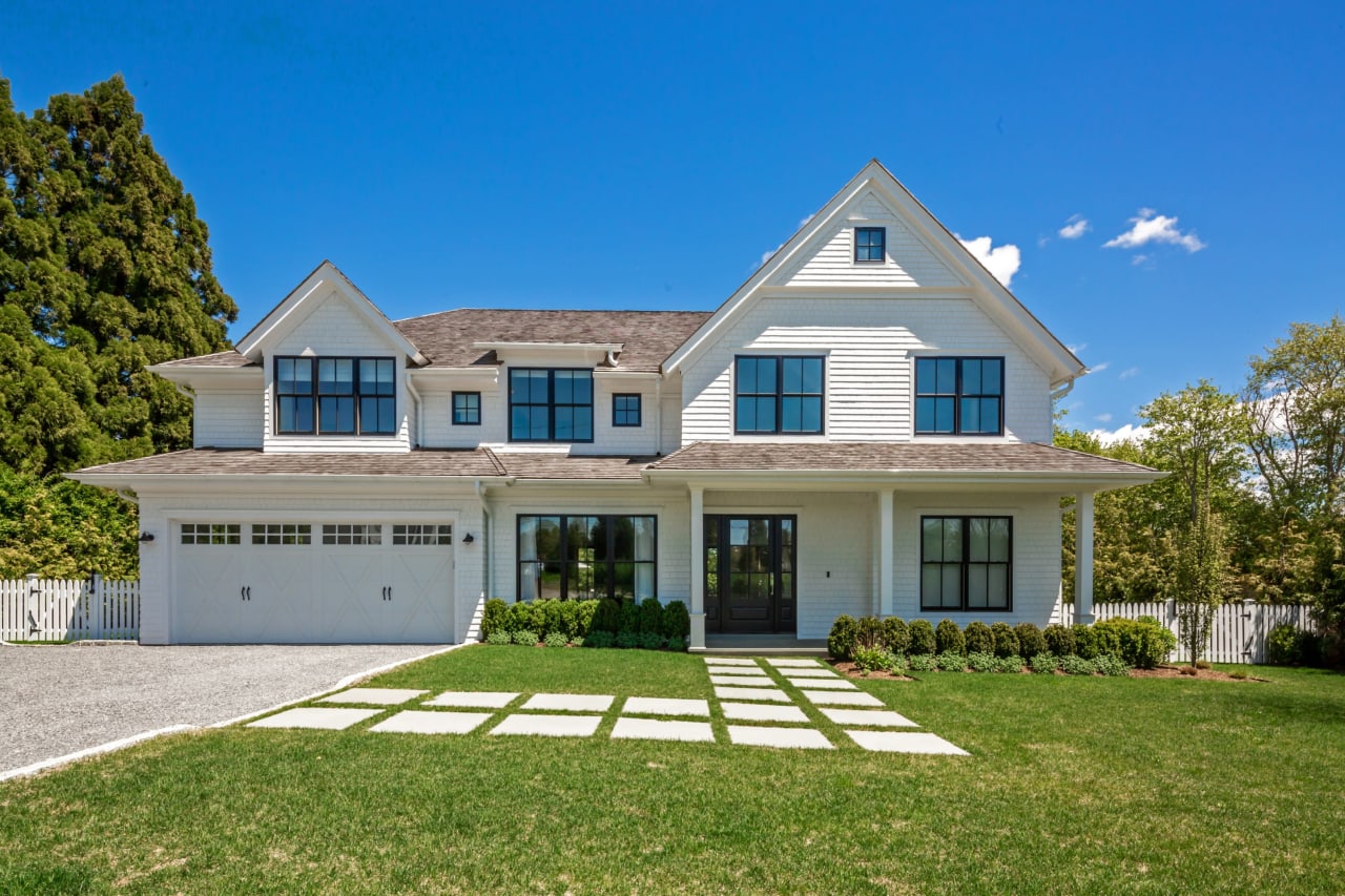 Dana Trotter | Bridgehampton Real Estate Agent