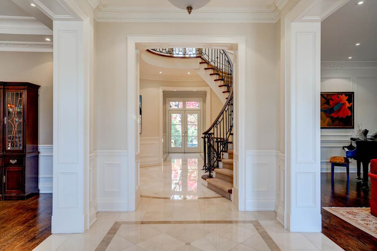 SOLD: Most Prestigious Location | Barry Cohen Homes