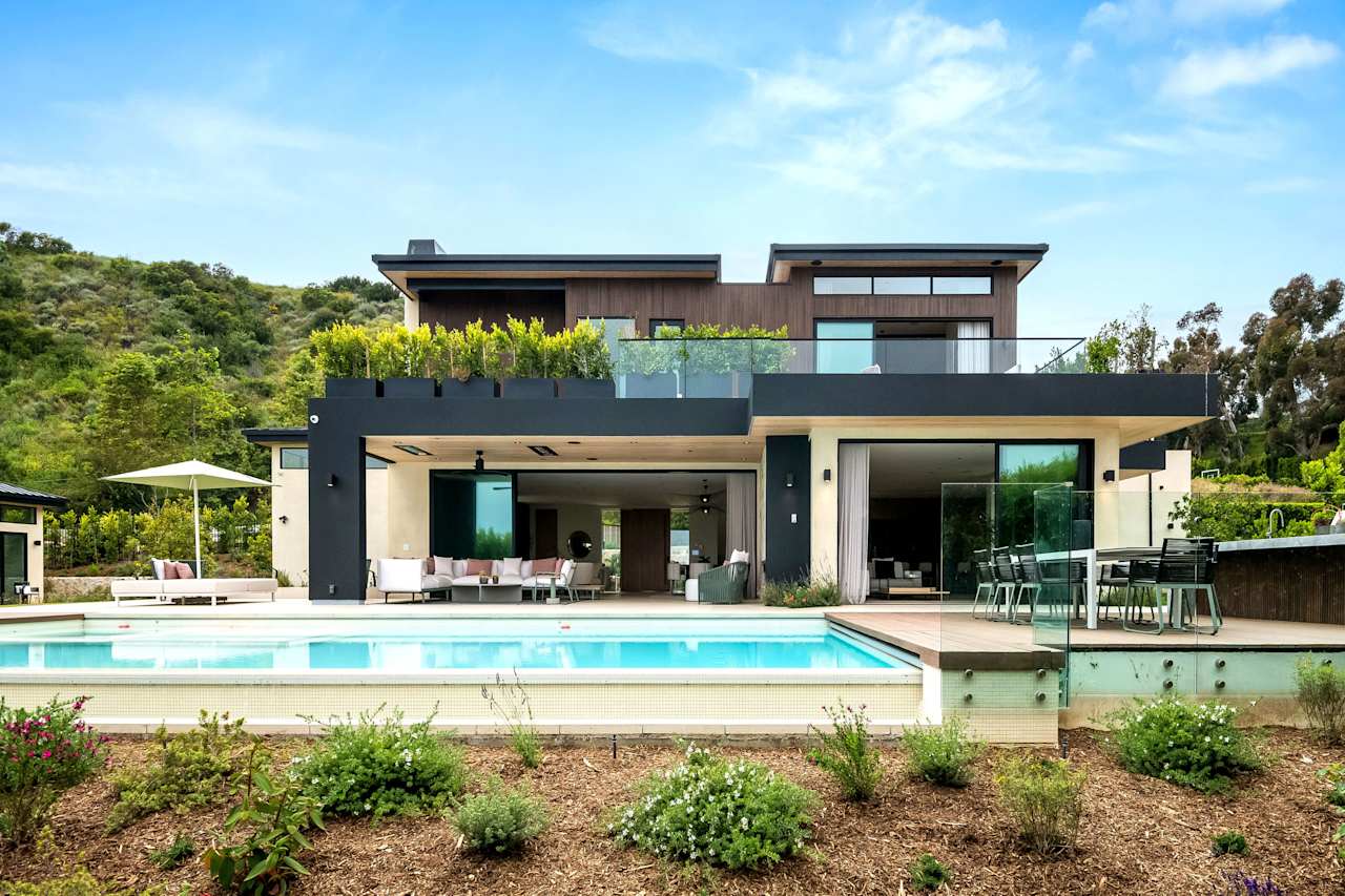 Jade Mills | Beverly Hills Realtor & LA Real Estate Agent Near Me