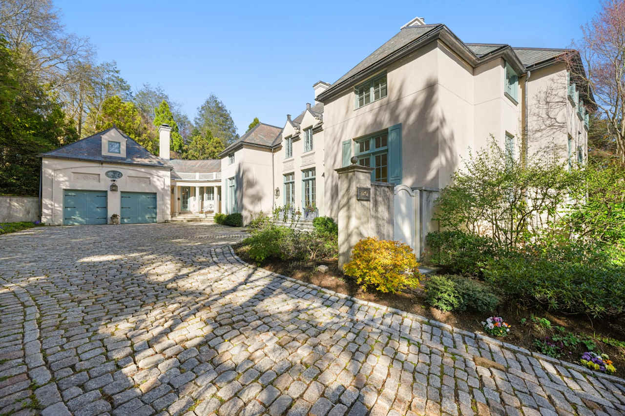 Deborah M. Gordon Team | Boston Real Estate Team