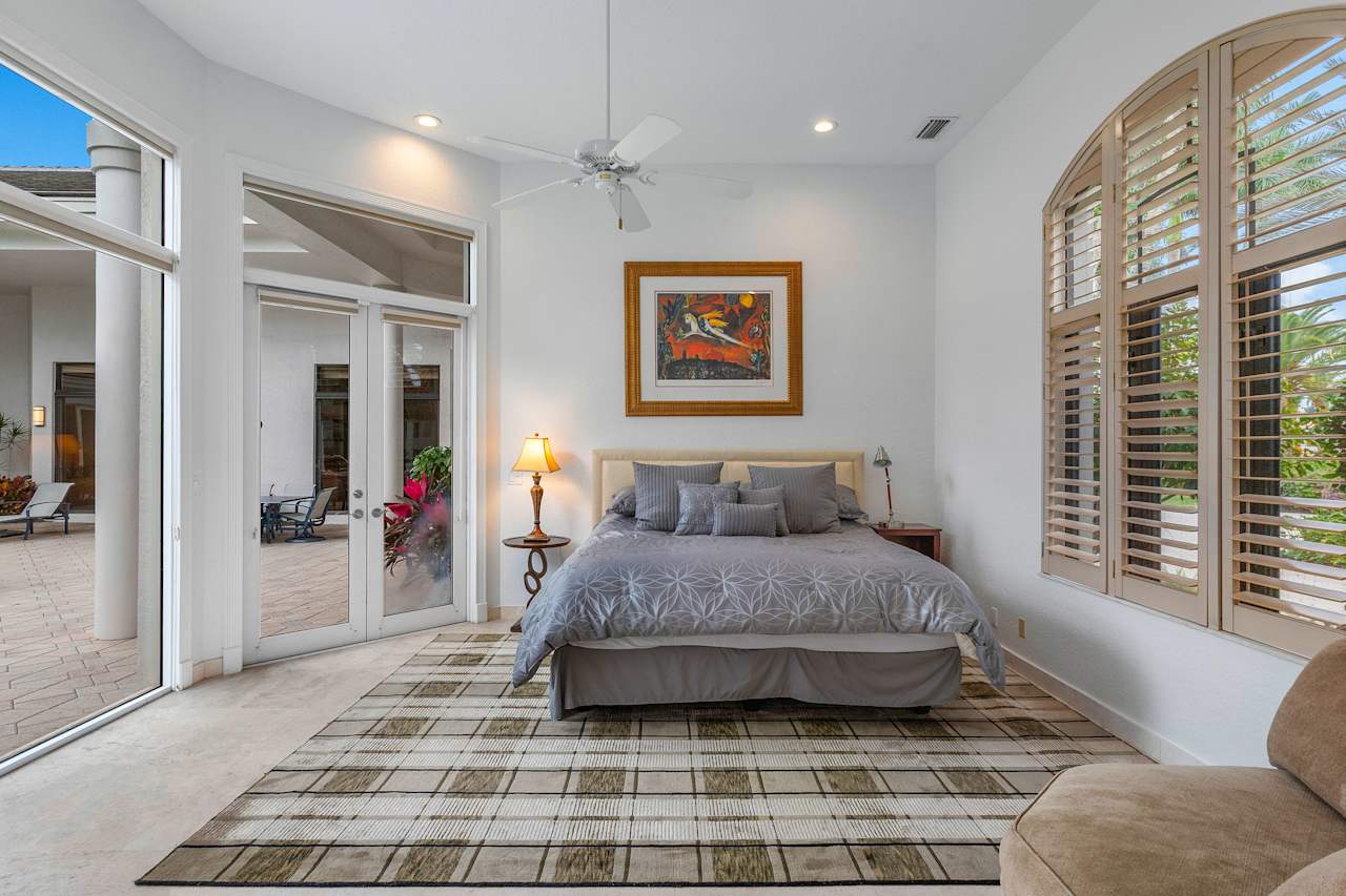 5808 Vintage Oaks Circle