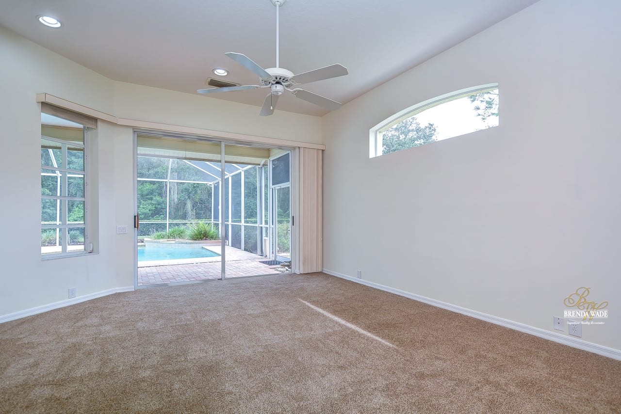 SOLD | 3926 S NINE DRIVE