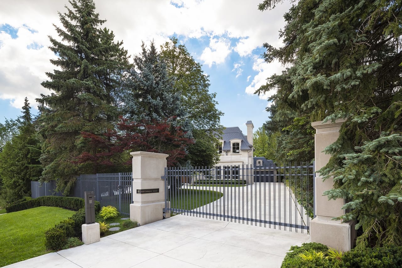 101 Old Colony Road | Toronto, ON M2L2K3 | 5 Beds 10.5 Baths | Barry ...