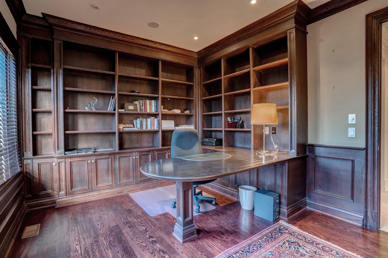 SOLD: Most Prestigious Location | Barry Cohen Homes