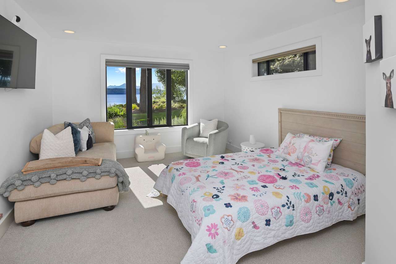 Compass Exclusive | Mary Pong