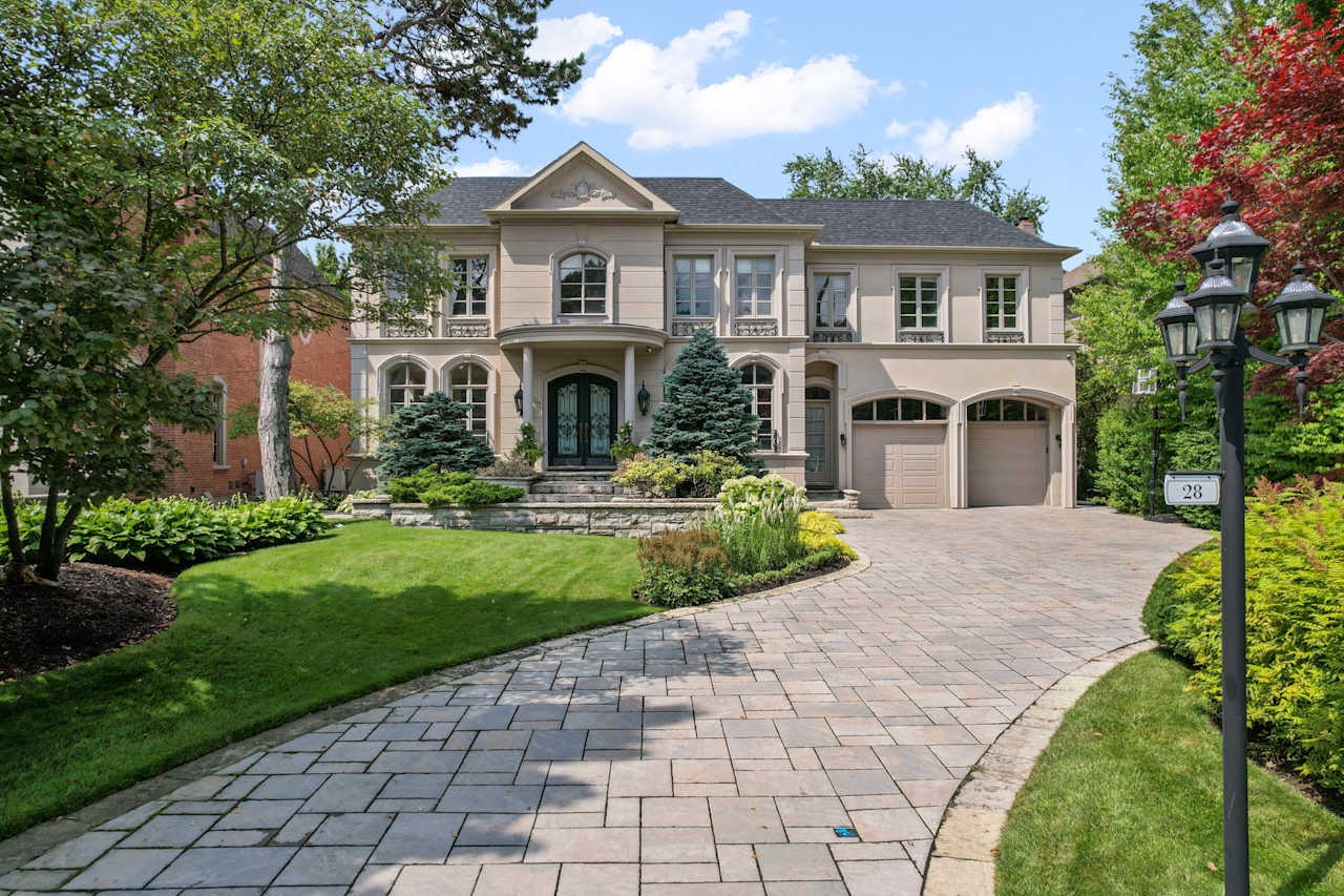 SOLD: Breathtaking Ravine Property! | Barry Cohen Homes