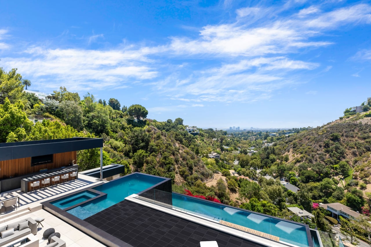 1035 Stradella Road, Bel Air | The Fridman Group | For Sale in Bel Air