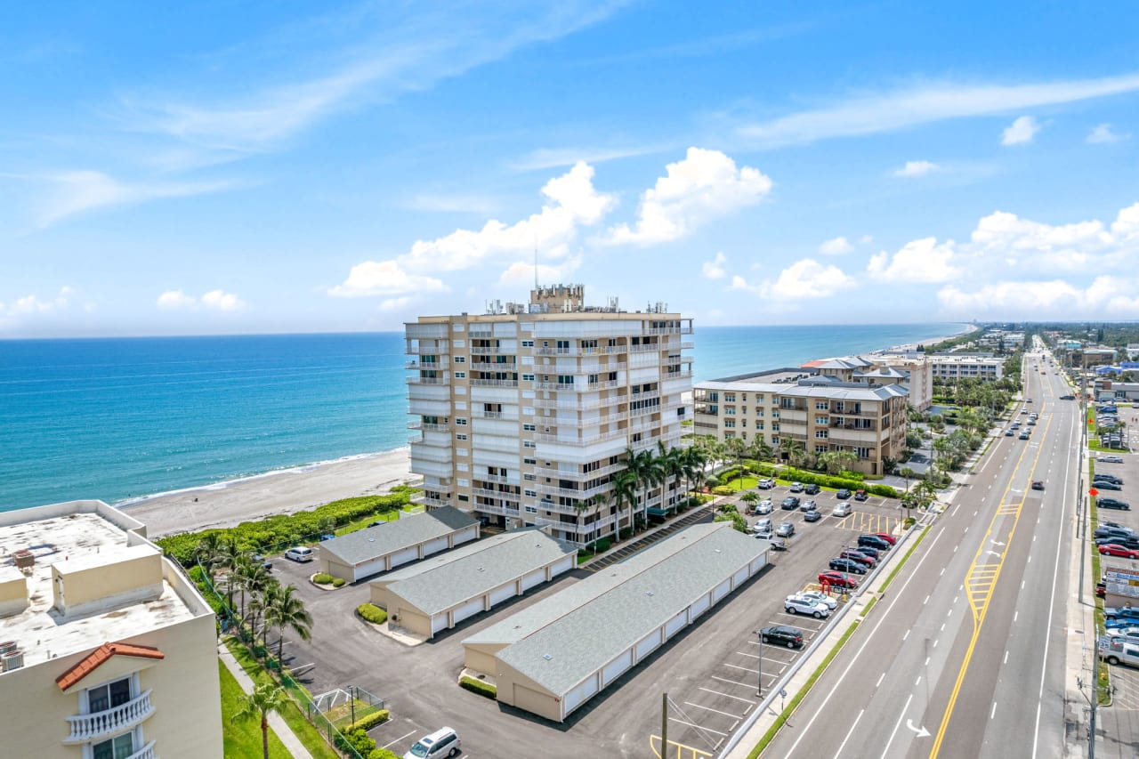 877 N Highway A1A #1304, Indialantic | $875,000