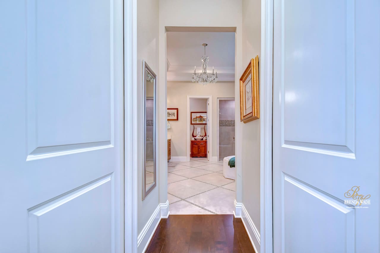 PRICE REDUCED! | 122 BROOKOVER LN