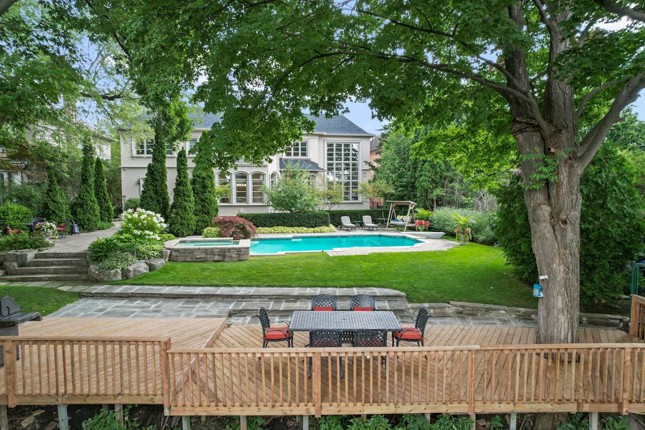 SOLD: Breathtaking Ravine Property! | Barry Cohen Homes