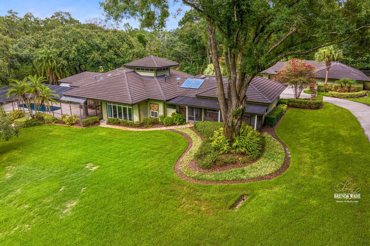 The Brenda Wade Team | Tampa Real Estate Agents
