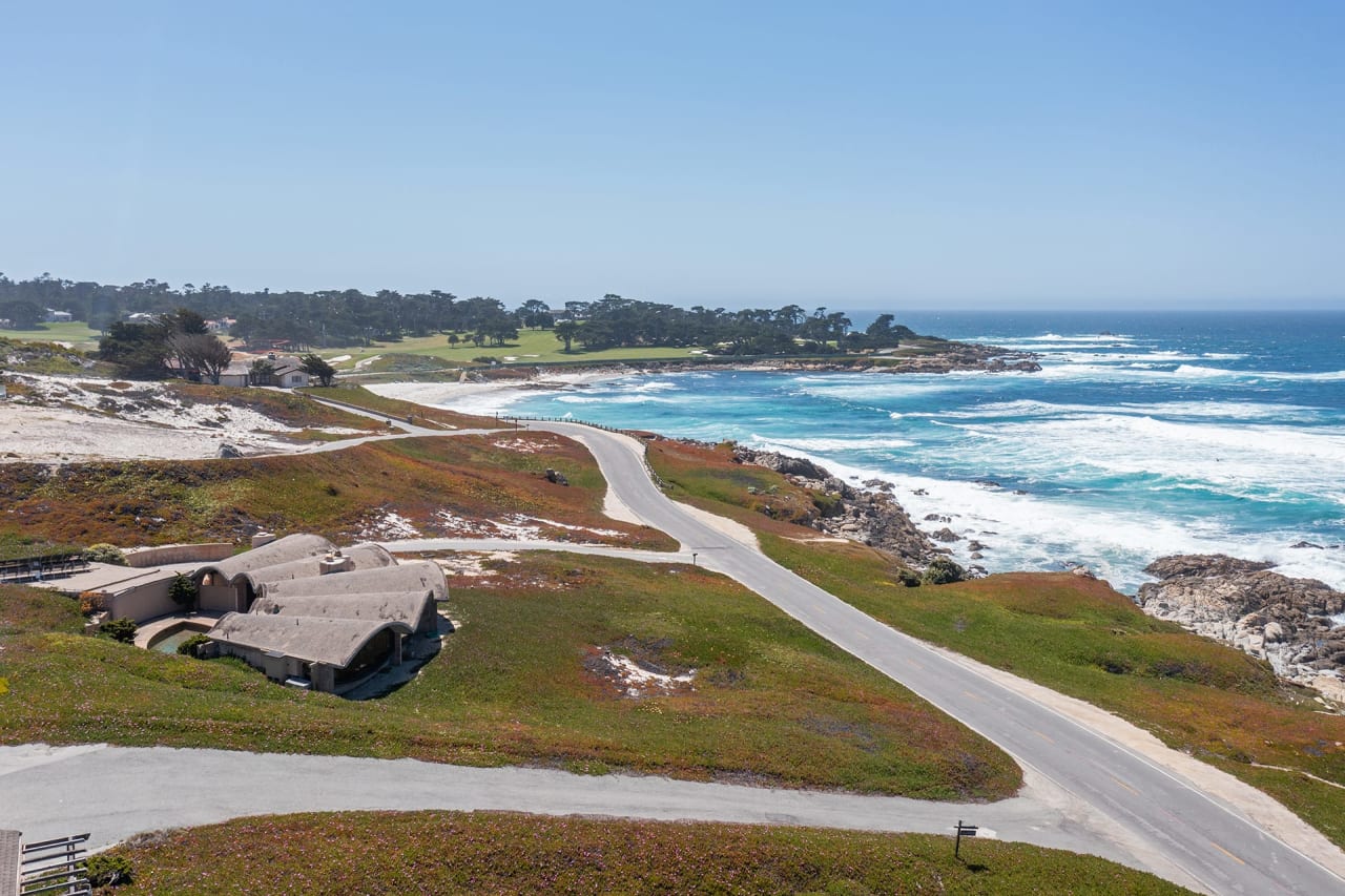 Pebble Beach Icon - Fanshell Beach House - 3137 17 Mile Drive