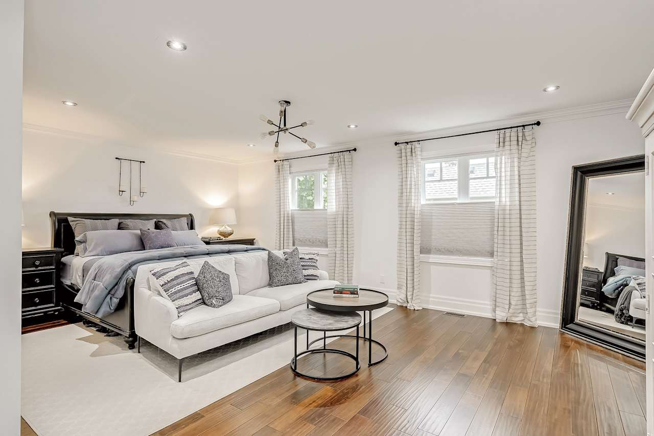 277 Jones Street | Oakville, ON L6L 3G6 | Goodale Miller Team