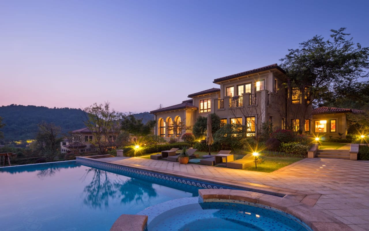 Jessica Ream | Las Vegas & Henderson Real Estate Agent