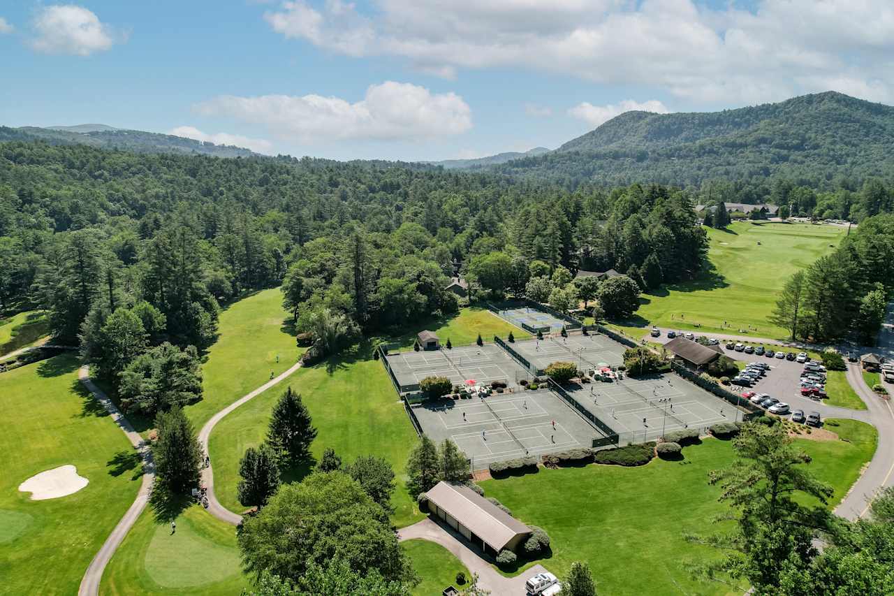 Neighborhood || Sapphire