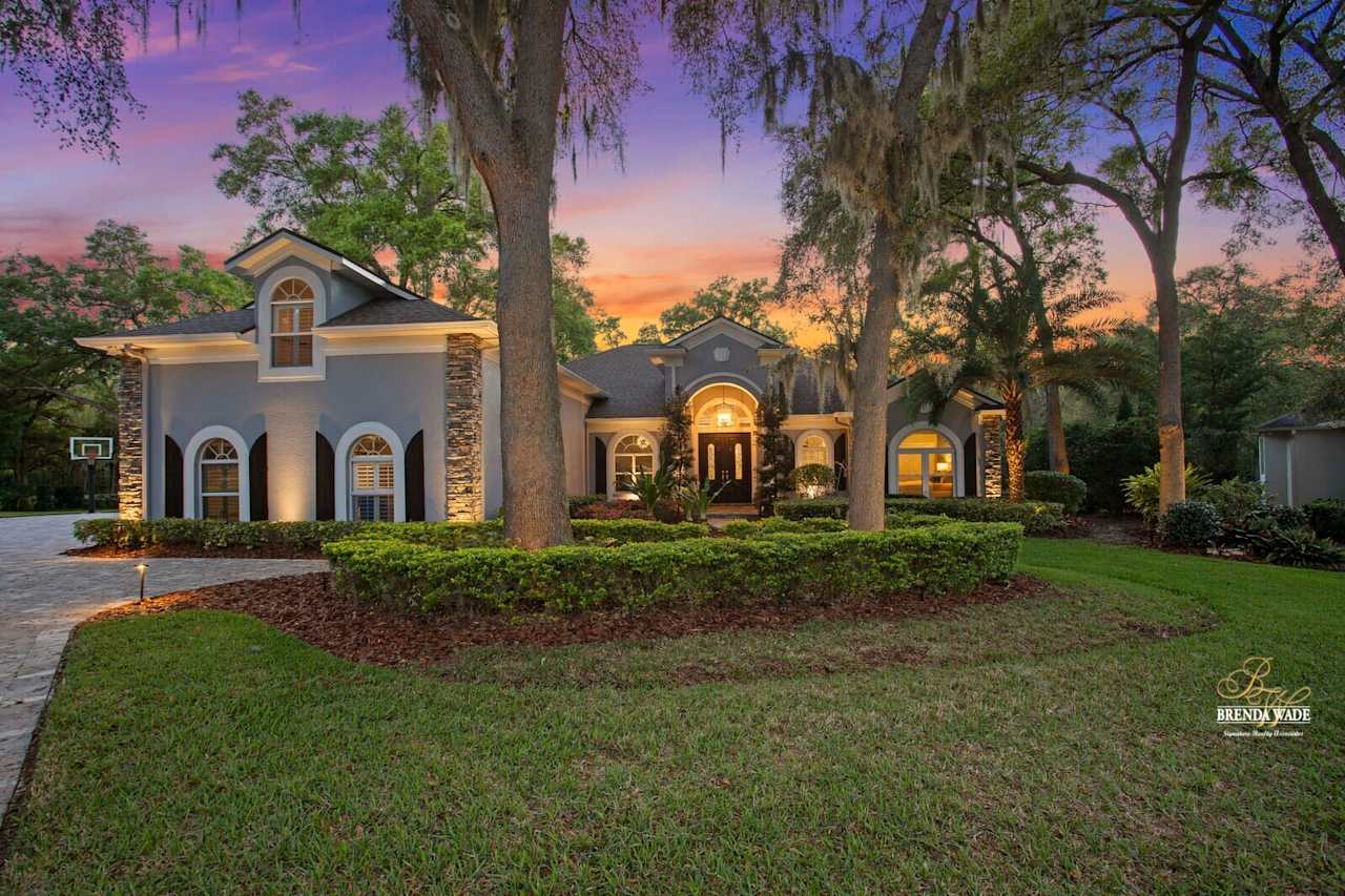 The Brenda Wade Team | Tampa Real Estate Agents