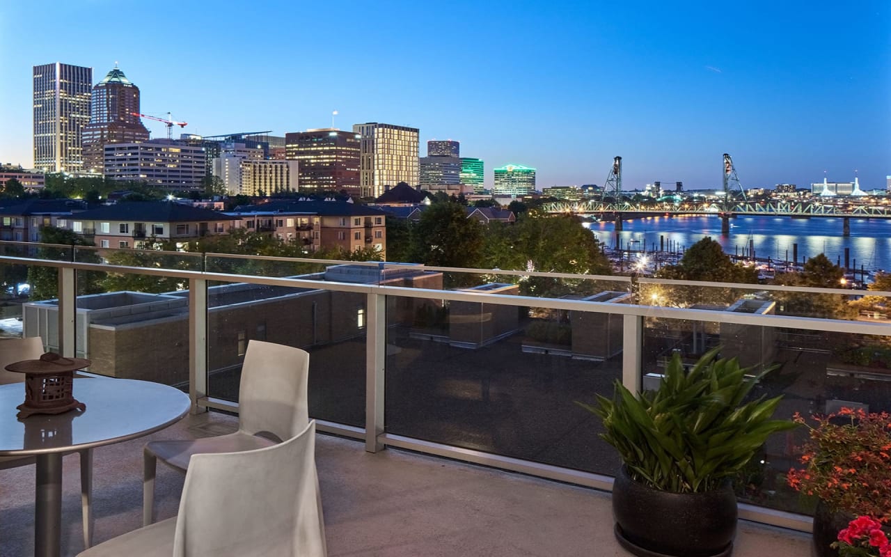 Downtown Portland | Neighborhood Guide | Erika Wrenn