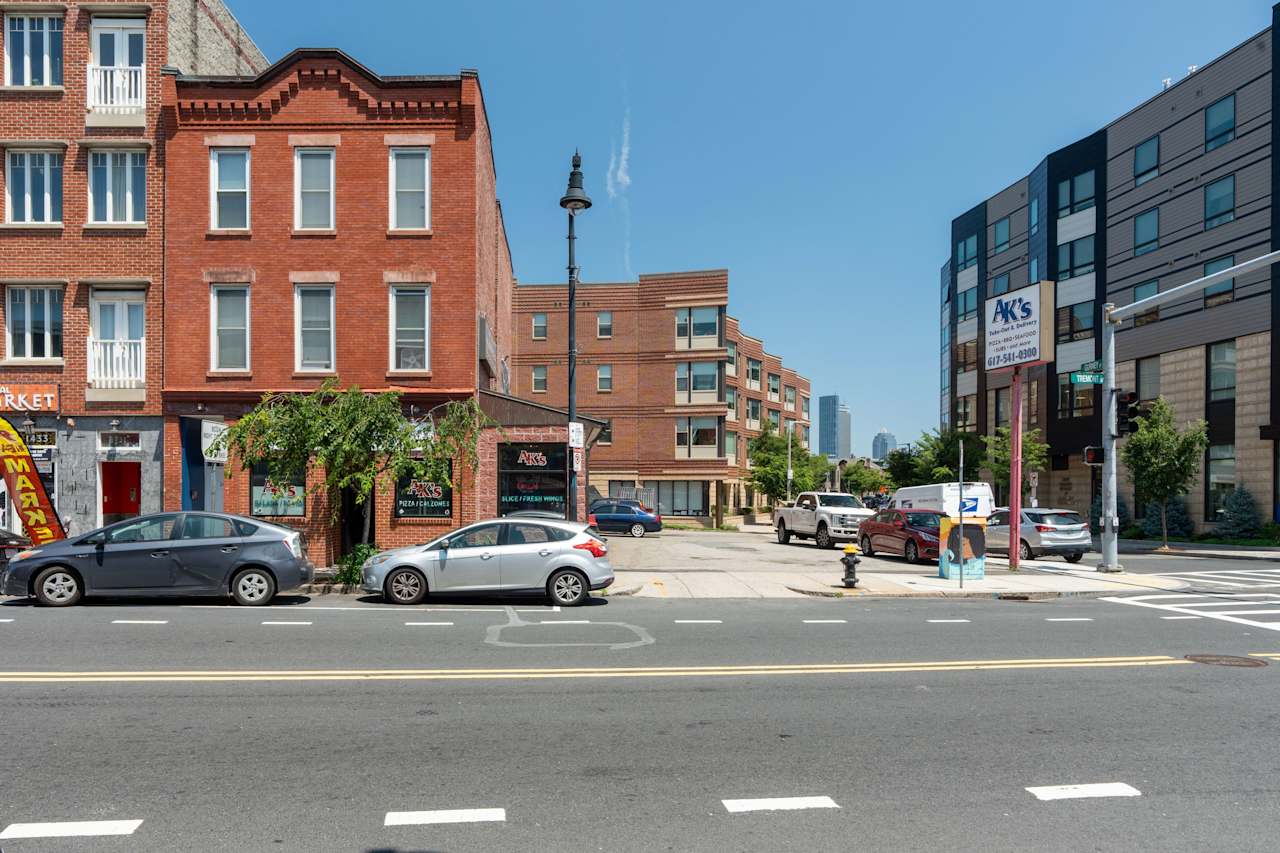 1423-1429 Tremont Street