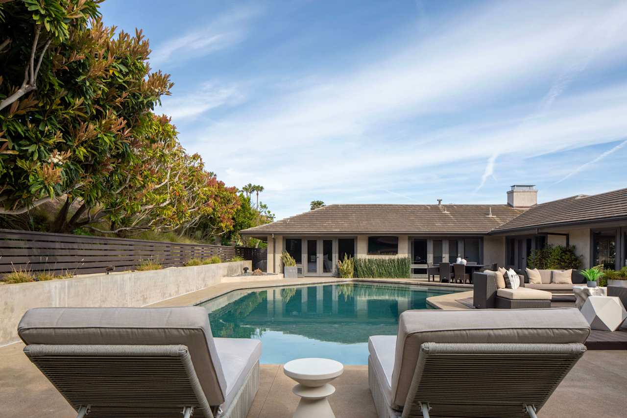 Irvine Cove | VALIA Properties | Corona del Mar Luxury Real Estate