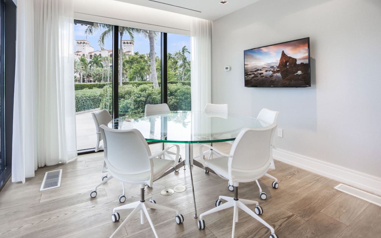 Property Lounges | Dora Puig | Miami Beach Real Estate Experts