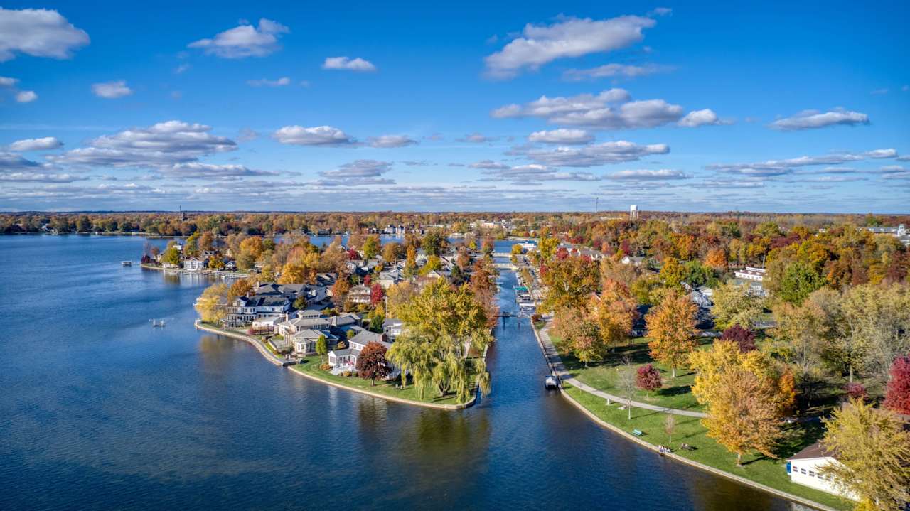 Winona Lake | Area Guide | Deb Paton Showley Group