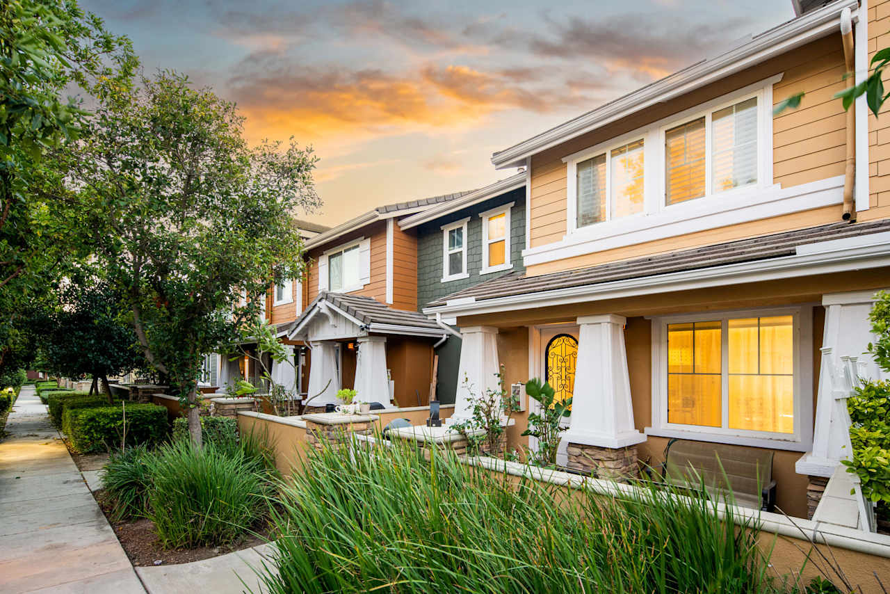 Kwon Home Group | Premier Luxury Orange County Real Estate Group