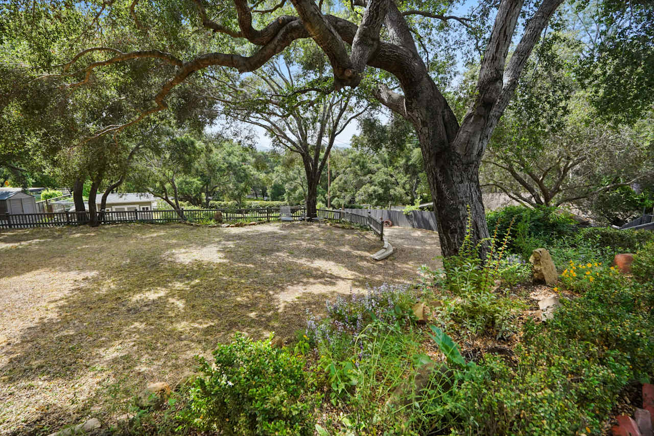 Monte Nido Real Estate | Neighborhood Guide | Brian Merrick