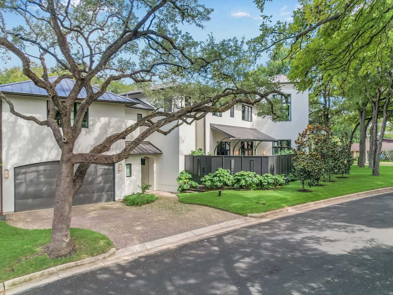 3201 Meredith St. | Austin Fine Properties