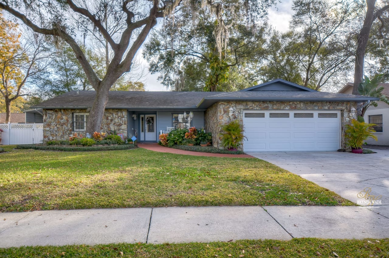 SOLD | 878 TIMBER POND DRIVE